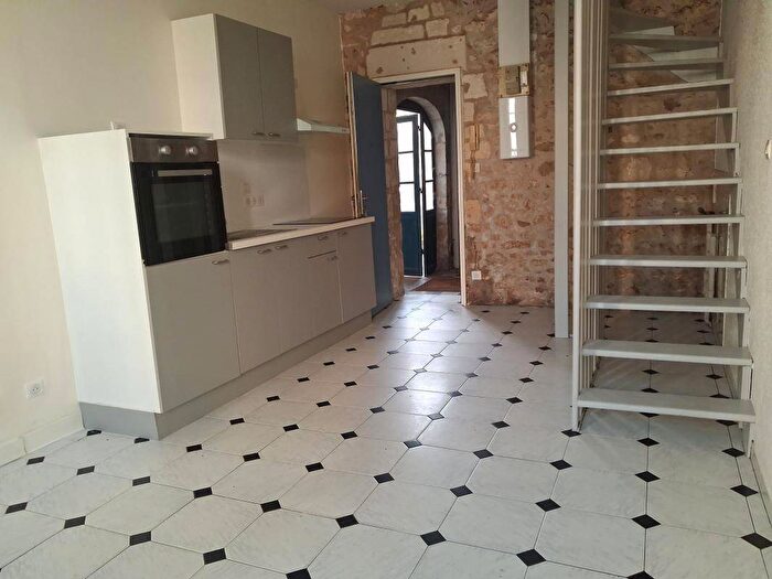 Appartement à louer - Centre Ville Nord, Rochefort - 2 pièces - 1 chambre