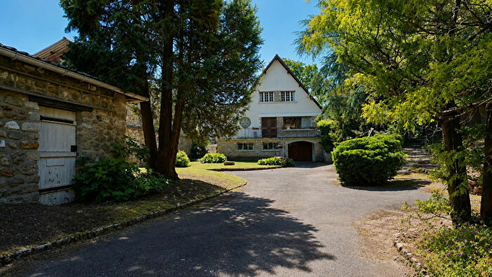 Maison 6 pièces à vendre à Juziers