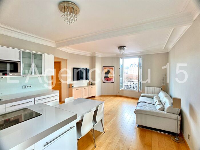 Appartement 2 pièces à Paris 15ème, Dupleix, Motte Picquet, à louer