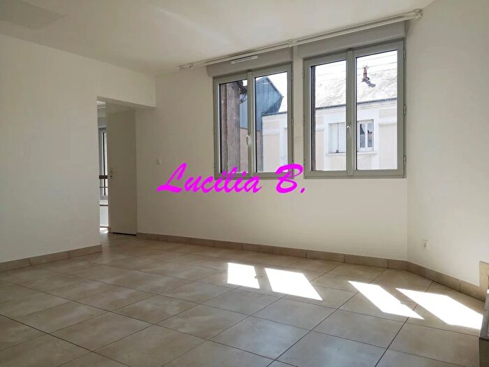 Appartement à louer - Tours, Giraudeau - 5 pièces - 3 chambres