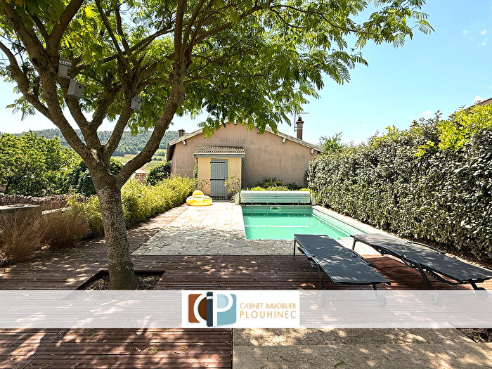 Maison 4 pièces à Solutré-Pouilly, à vendre
