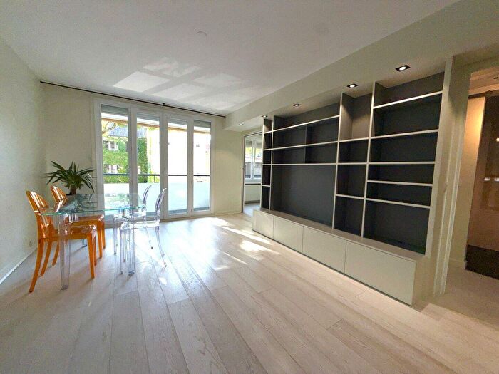 République, Suresnes - Appartement 4 pièces à louer