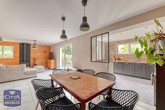 Maison 6 pièces à vendre - Saint-Michel-Chef-Chef