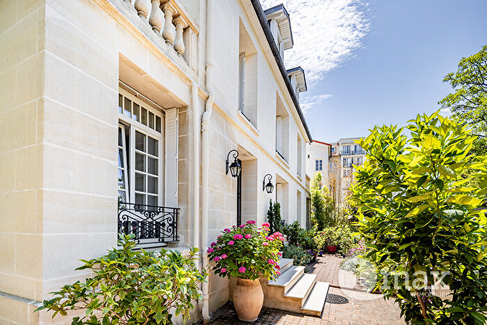 Maison 6 pièces à Bois-Colombes, Mairie, Gare, à vendre