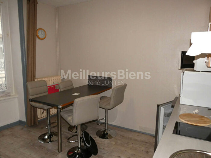 Appartement à vendre - La Bourboule - 2 pièces - 1 chambre