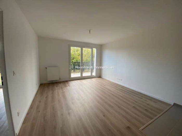 Gatines la Bataille, Plaisir : Appartement 2 pièces à louer