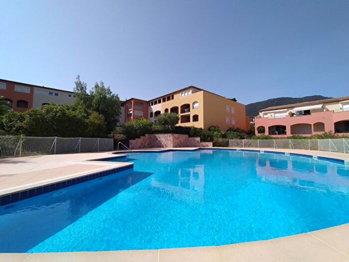 Cavalaire-sur-Mer, Pierrugues, Mannes, Canissons : Appartement 3 pièces à vendre