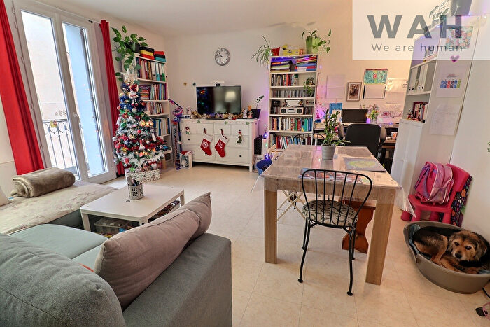 Appartement à vendre - Clermont-lHérault - 3 pièces - 2 chambres