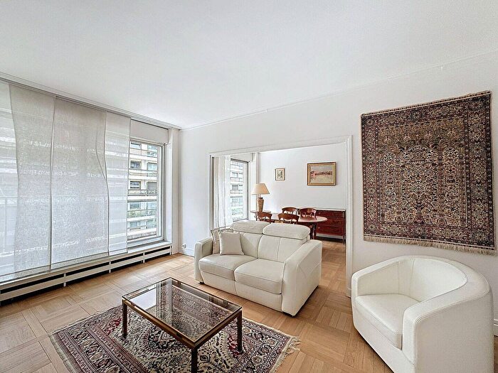 Muette Sud, Paris 16ème arrondissement : Appartement 4 pièces à louer