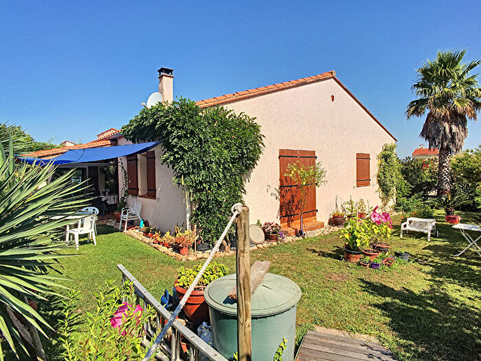 Maison à vendre - Saint-Génis-des-Fontaines - 4 pièces - 3 chambres