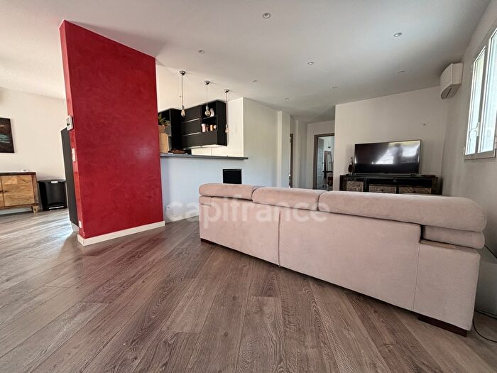 Maison à vendre - Cagnes-sur-Mer, Les Colettes - 6 pièces - 4 chambres