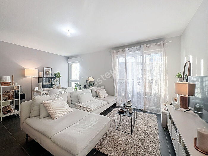 Appartement à vendre - Tours, Giraudeau - 2 pièces - 1 chambre