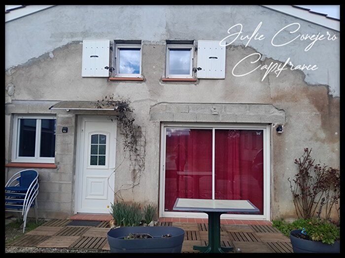 Maisons à vendre et appartements à louer - 1