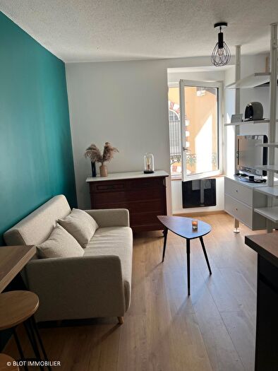 Appartement à louer - Vannes, Gare - 1 pièce