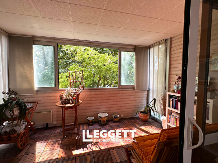 Appartement à vendre - Vélizy-Villacoublay, Mairie - 3 pièces - 2 chambres