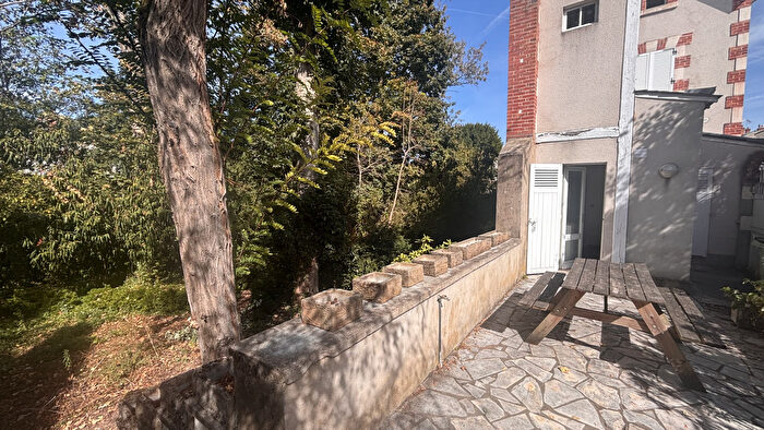 Orléans, Dunois, Châteaudun : Maison 4 pièces à louer