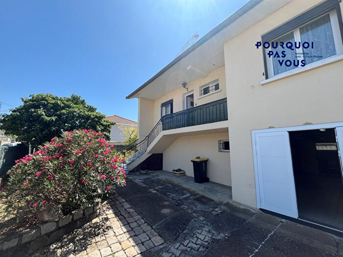 Maison à vendre - Feyzin - 4 pièces - 3 chambres