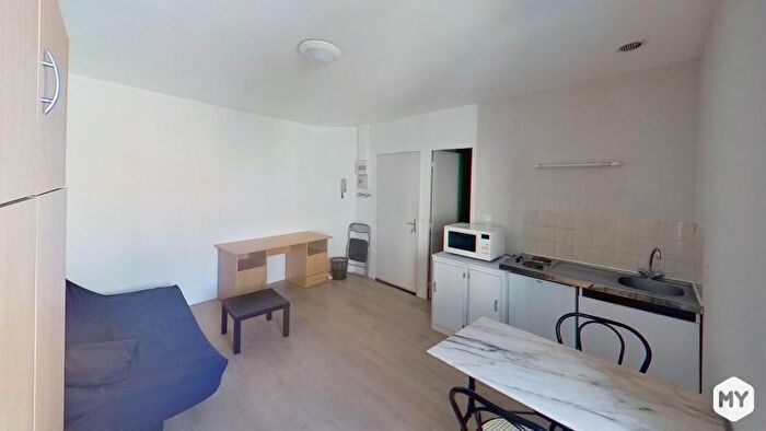 Clermont-Ferrand, Vallières, Sallins, Poncillon : Appartement 1 pièce à louer
