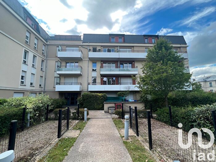 Appartement à vendre - Saint-Brice-sous-Forêt, Centre-ville, Clos - 3 pièces - 2 chambres