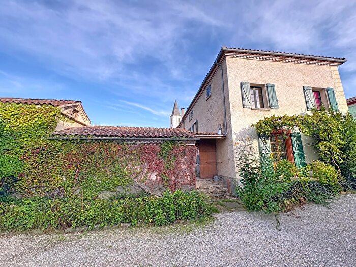 Maison à vendre - Saint-Paul-de-Jarrat - 7 pièces - 5 chambres