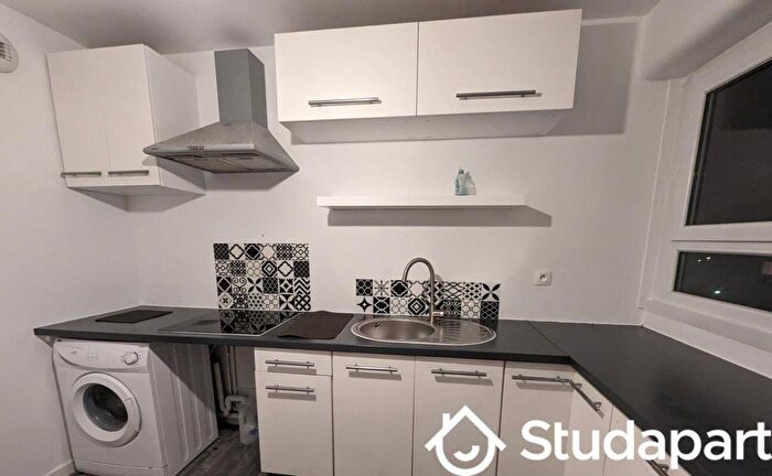 Appartement à louer - Marcouville, Pontoise - 1 pièce - 1 chambre