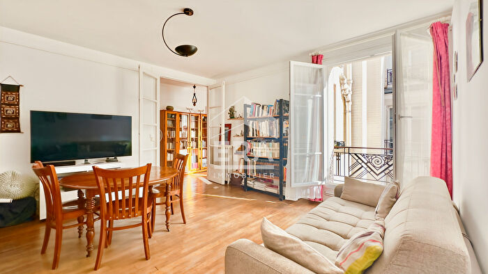 Paris 10ème, Goncourt, Canal Saint-Martin : Appartement 3 pièces à vendre