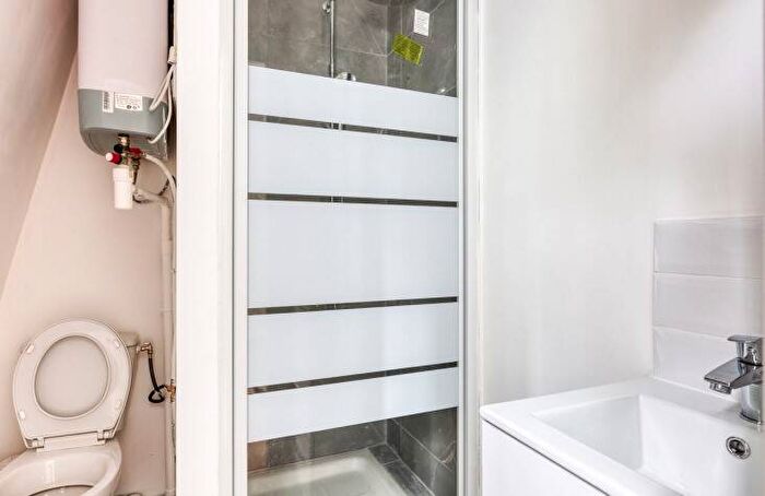 Fresnoy Mackellerie-Armentières, Roubaix : Appartement 1 pièce à louer