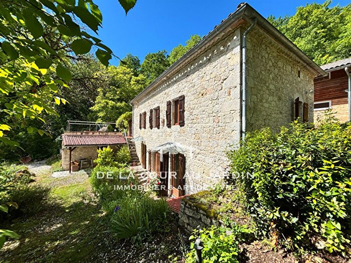 Maison 8 pièces à vendre à Montaigu-de-Quercy