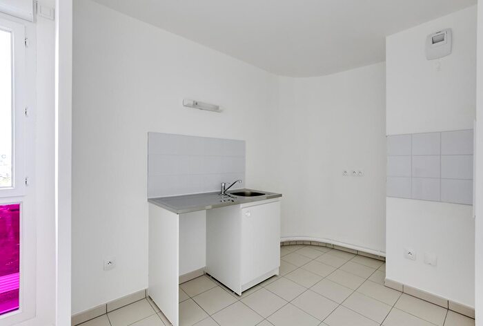 Évry, Centre-ville : Appartement 3 pièces à louer