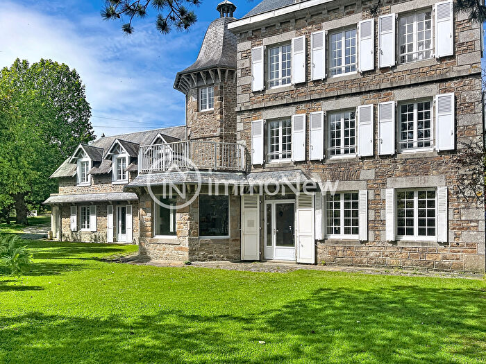 Maison 17 pièces à Montviron, à vendre