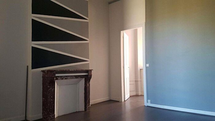 Appartement à louer - Laon Zola-Neufchâtel-Orgeval, Reims - 3 pièces - 1 chambre