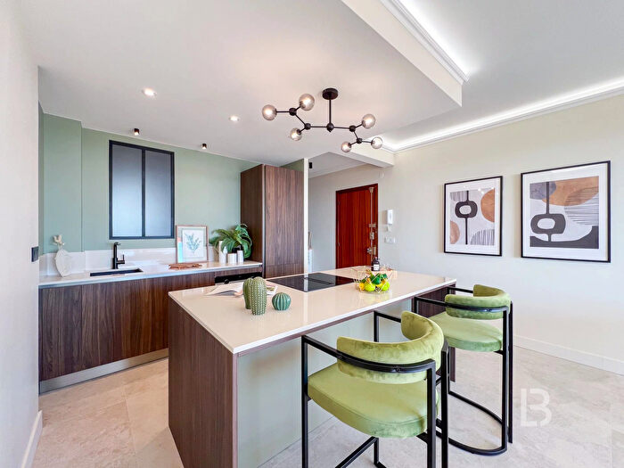 Appartement à vendre - Beaulieu-sur-Mer - 3 pièces - 2 chambres