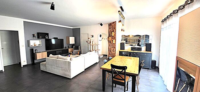 Maison 6 pièces à vendre à Saint-Julien-en-Born