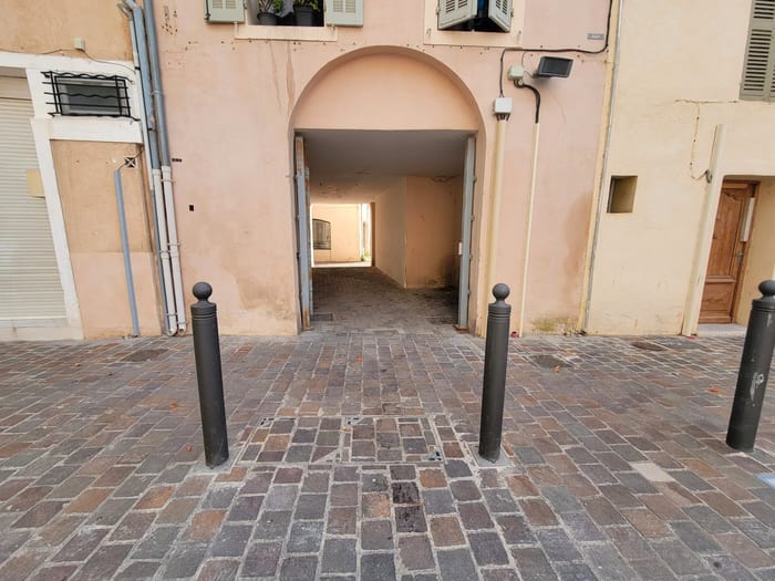 Marignane, Centre-ville - Appartement 1 pièce à louer