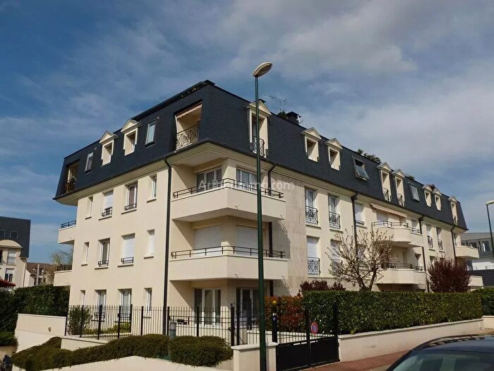 Appartement 1 pièce à louer à Noisy-le-Grand, Centre-ville
