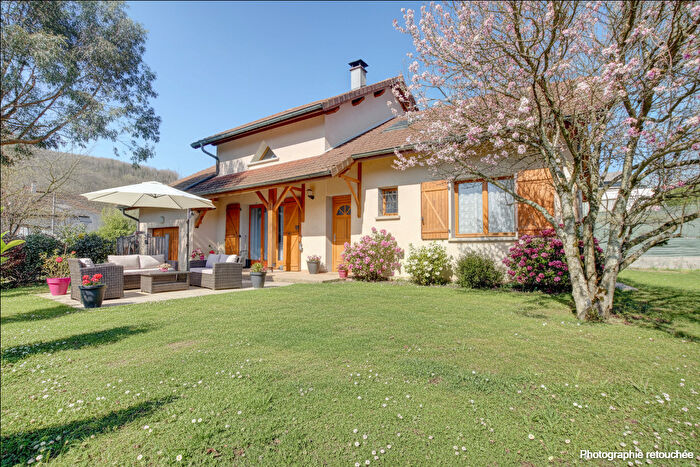 Peyrieu - Maison 6 pièces à vendre