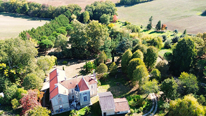 Maison à vendre - Astaffort - 10 pièces - 7 chambres