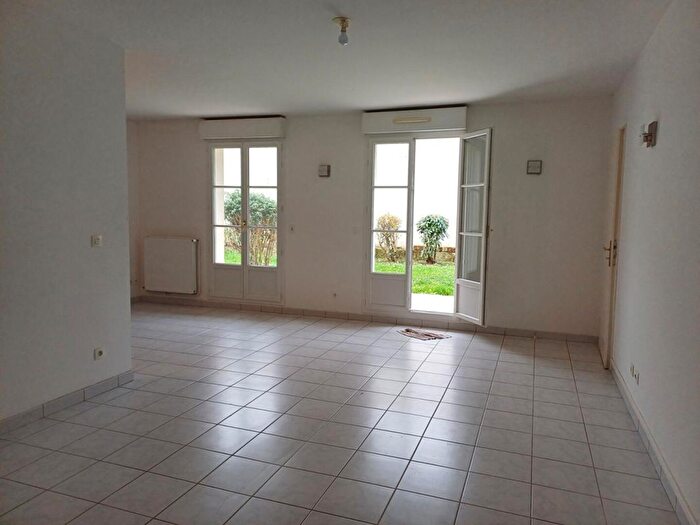 Appartement à vendre - Noyon, Sud - 3 pièces - 2 chambres