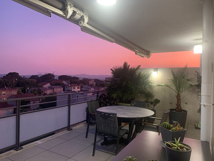 Appartement à vendre - Saint-Raphaël, Plateau Notre-Dame - 4 pièces - 3 chambres