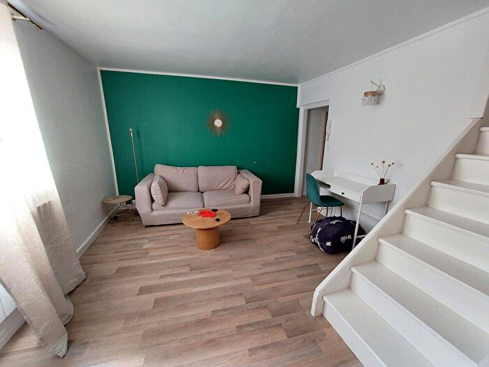 Appartement à louer - Laon Zola-Neufchâtel-Orgeval, Reims - 2 pièces