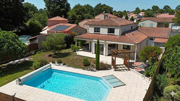 Maison 7 pièces à vendre à La Roche-sur-Yon, Val d'Ornay, Saint-André d'Ornay, Forges