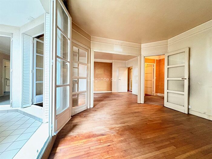 Appartement à vendre - Issy-les-Moulineaux, Centre-ville, Corentin Celton, Les Varennes - 4 pièces - 2 chambres