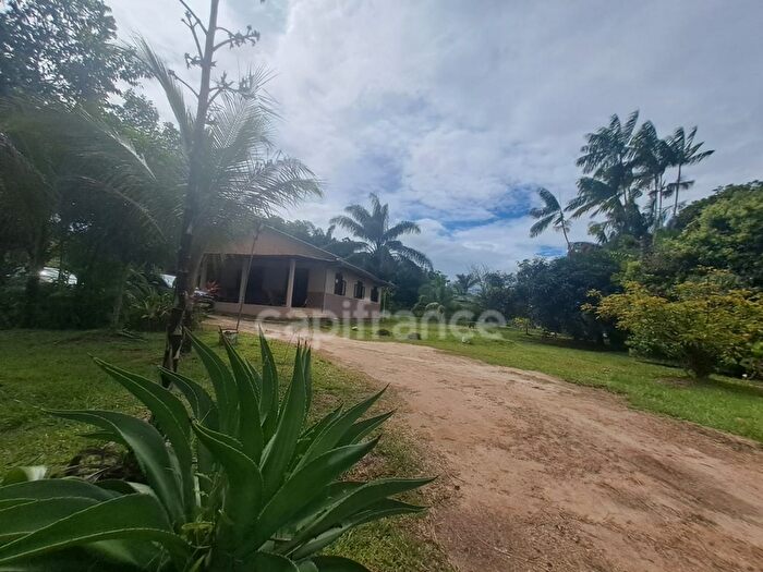 Maison à vendre - Matoury - 4 pièces - 3 chambres
