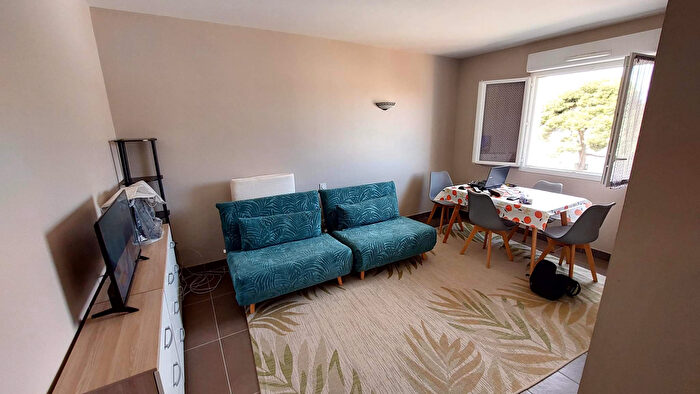 Appartement à louer - Narbonne, Bourg - 1 pièce