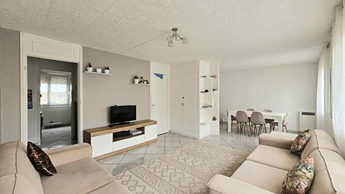 Appartement à vendre - Le Grand-Quevilly, Roosevelt Est, Sainte-Lucie - 4 pièces - 3 chambres