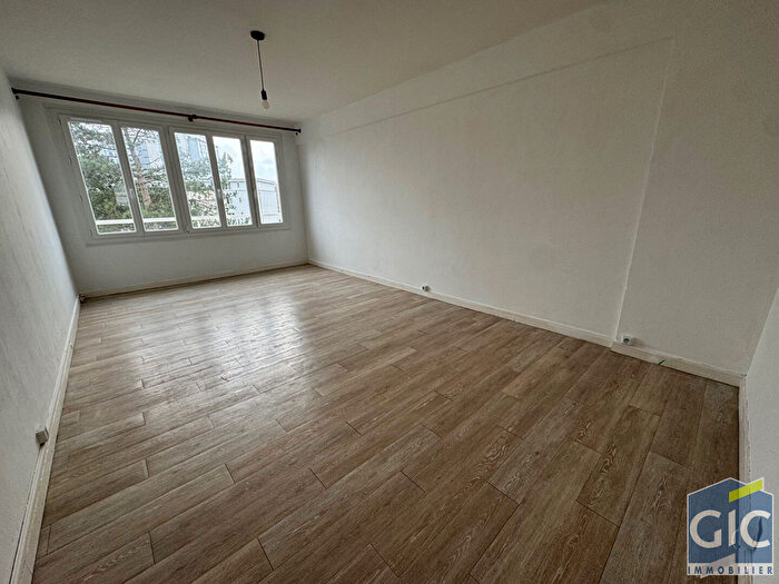 Appartement à louer - Hérouville-Saint-Clair, Grand Parc, Belles Portes - 3 pièces - 2 chambres