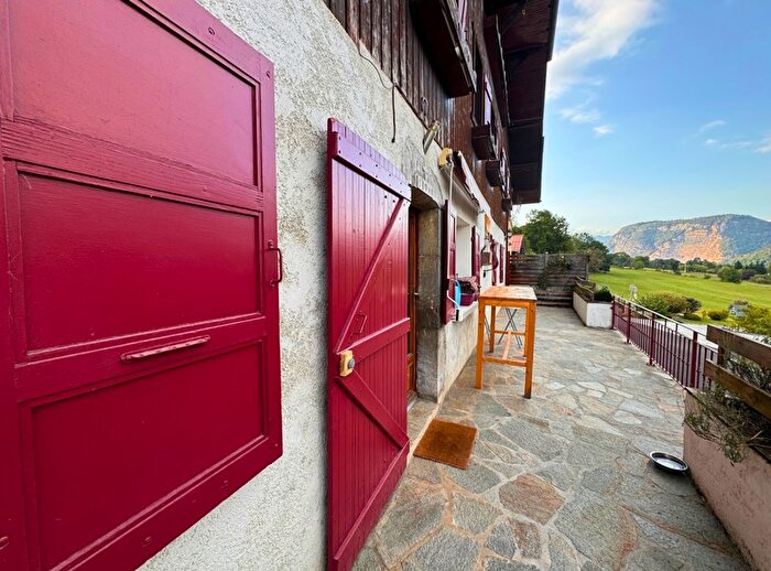 Maison à vendre - Marignier - 7 pièces - 5 chambres