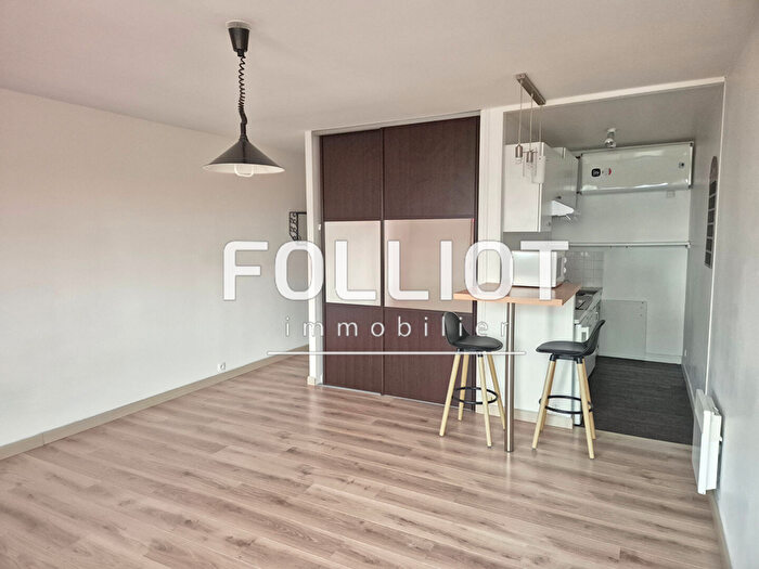 Saint-Lô, Est : Appartement 1 pièce à louer