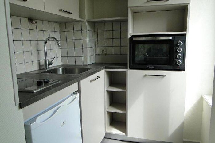 Appartement à louer - Ballainvilliers, Clermont-Ferrand - 2 pièces - 1 chambre