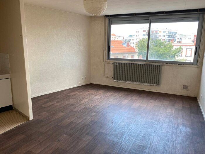 Appartement 1 pièce à louer - Saint Alyre, Clermont-Ferrand